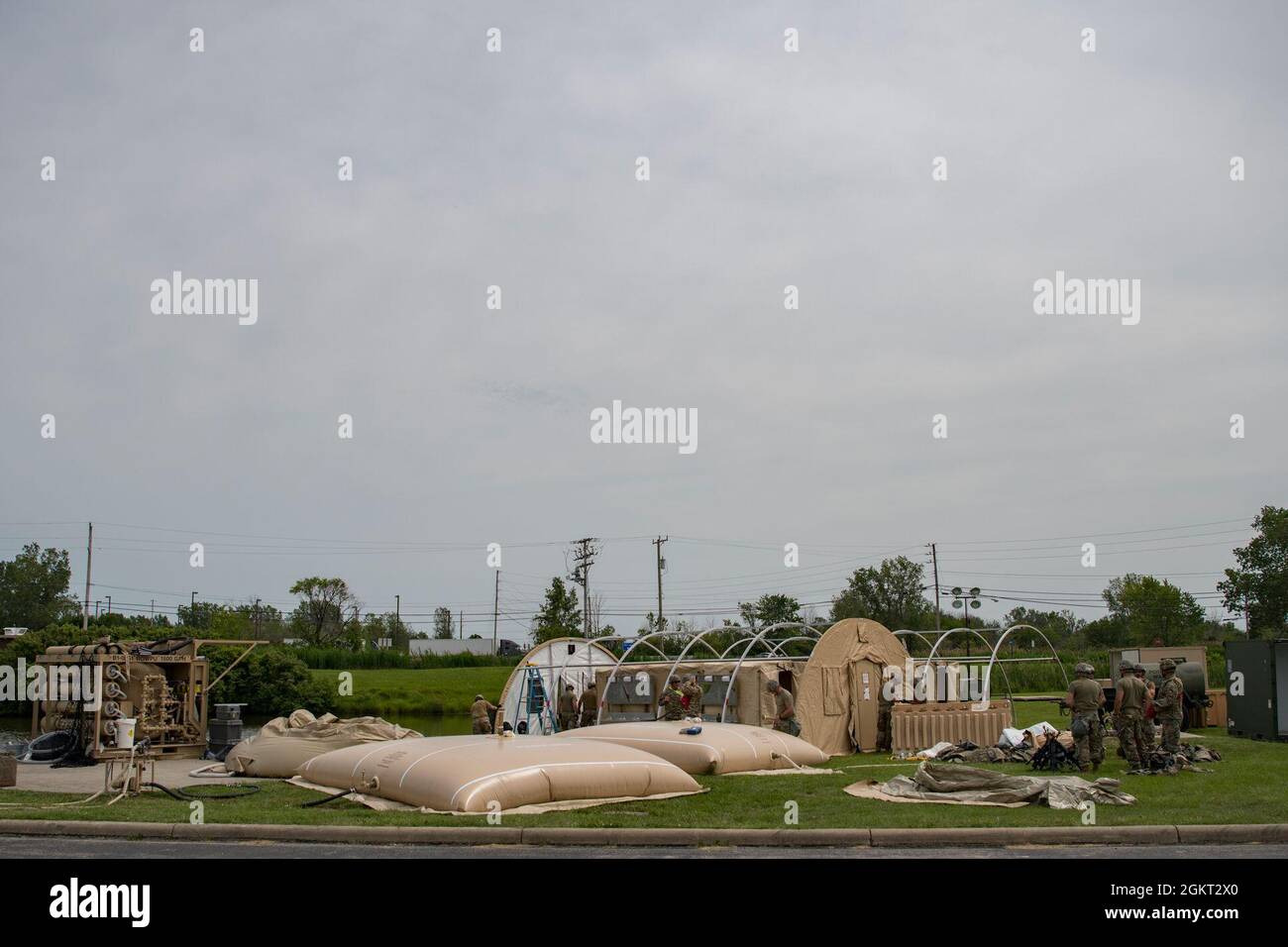 Airmen of the Ohio Air National Guard, 200th RED HORSE Squadron ...