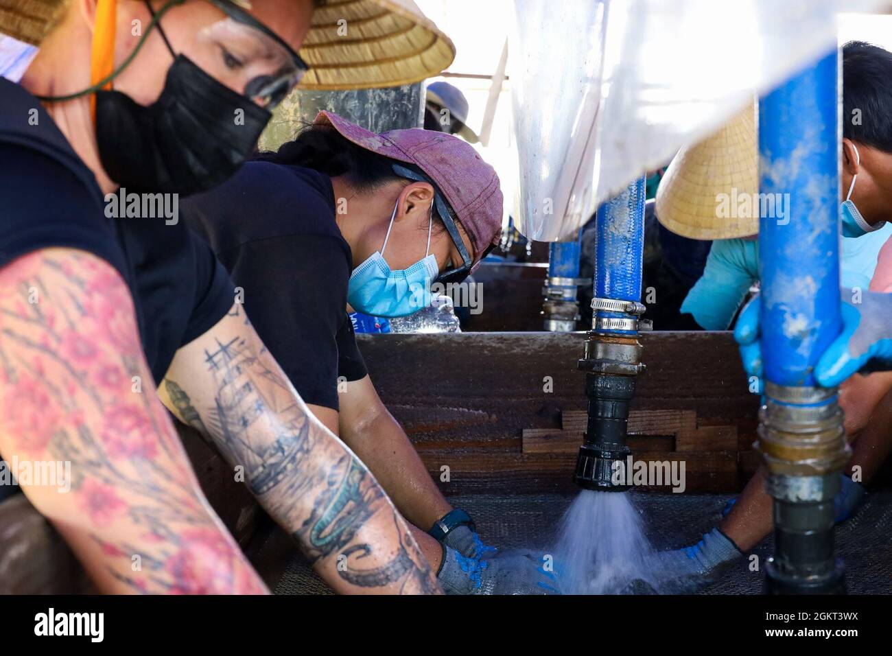 U.S. Air Force Second Lt. Constance Miller and U.S. Naval Academy ...