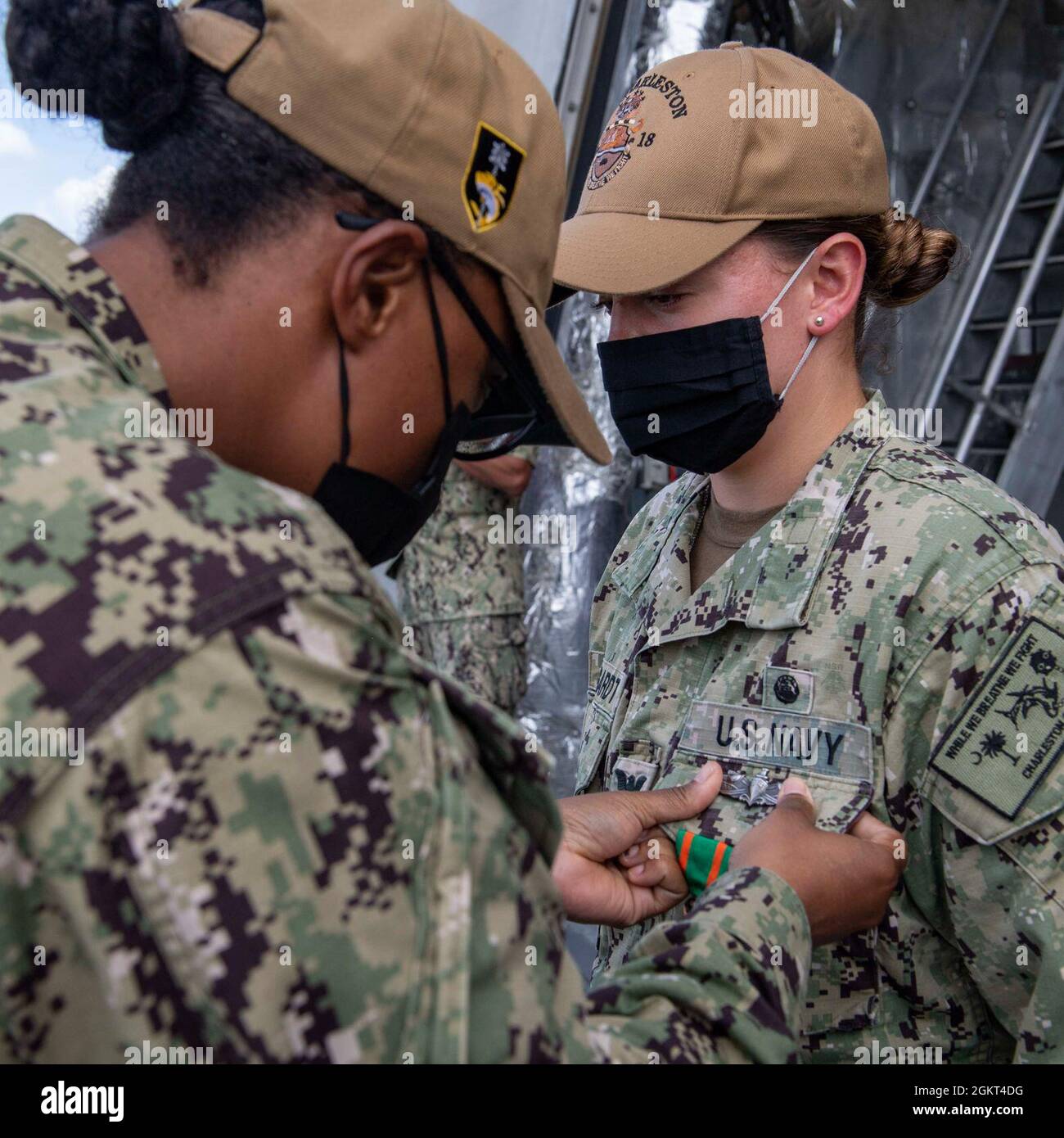 Esws pin hi-res stock photography and images - Alamy