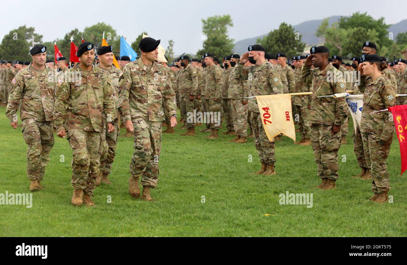 Leadership with 2nd Stryker Brigade Combat Team, 4th Infantry Division ...