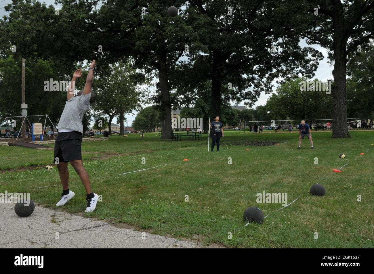 First Army soldiers and civilians participate in the Standing Power ...