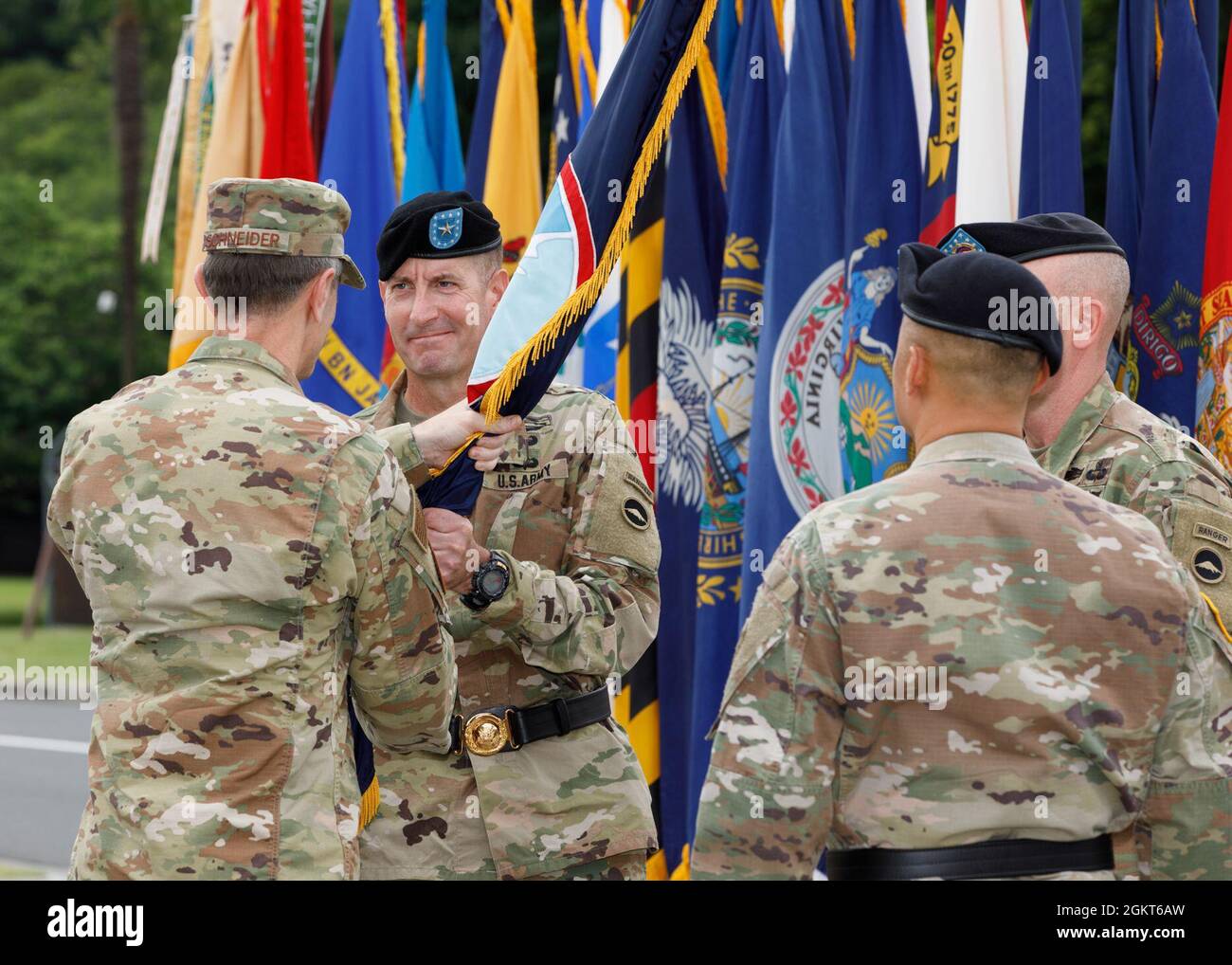 The change of command ceremony of U.S. Army Japan took place at Camp ...