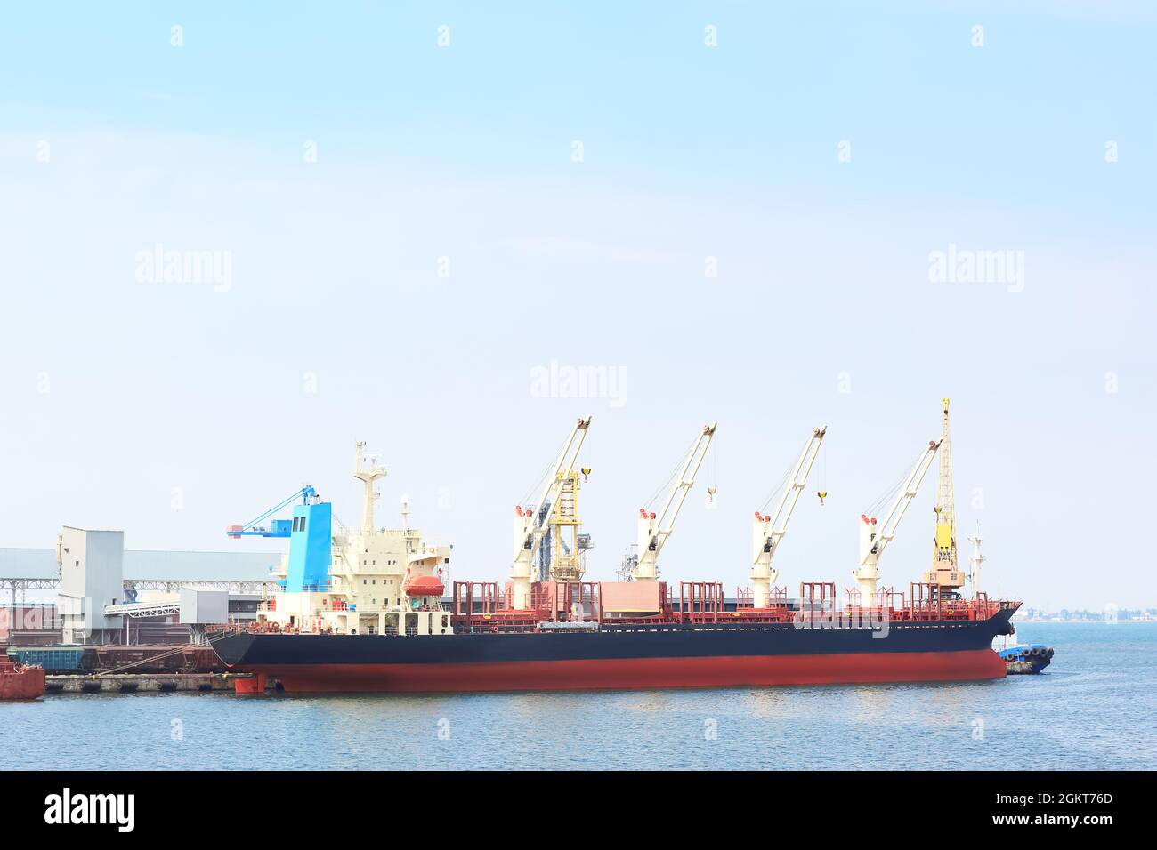 View of modern sea port Stock Photo - Alamy