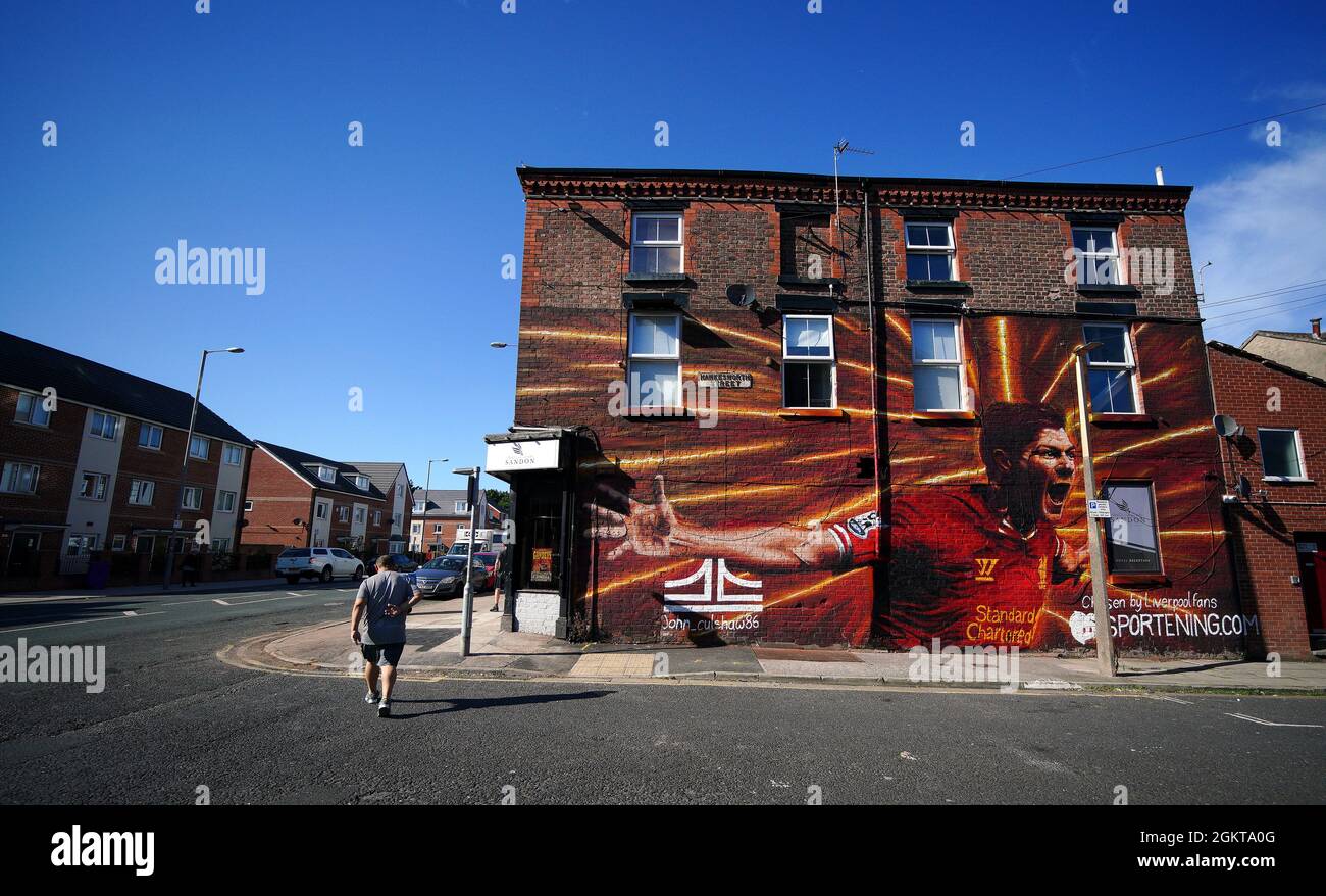A new Steven Gerrard mural on a wall near Anfield painted by John ...