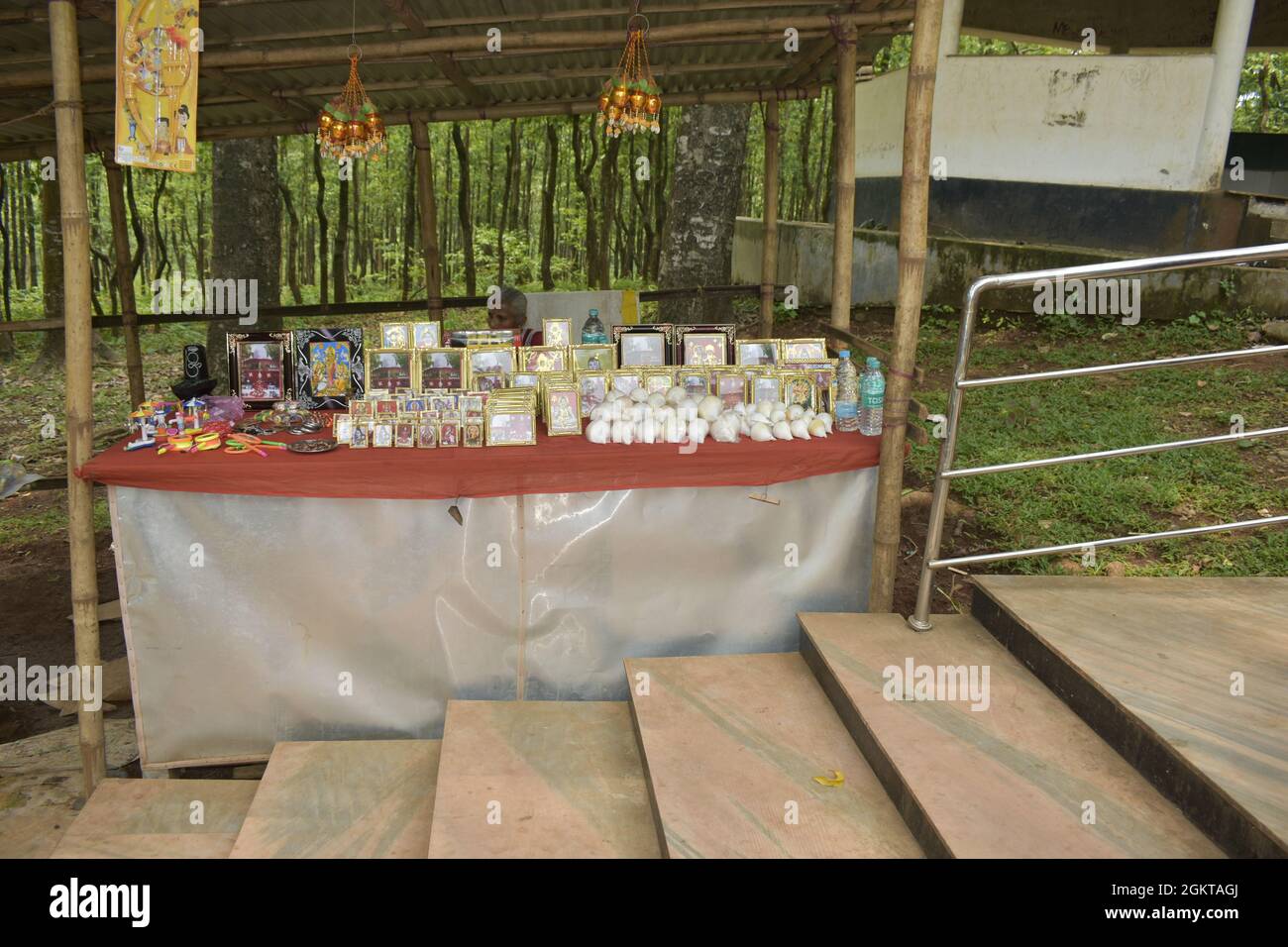 shop near temple Stock Photo - Alamy