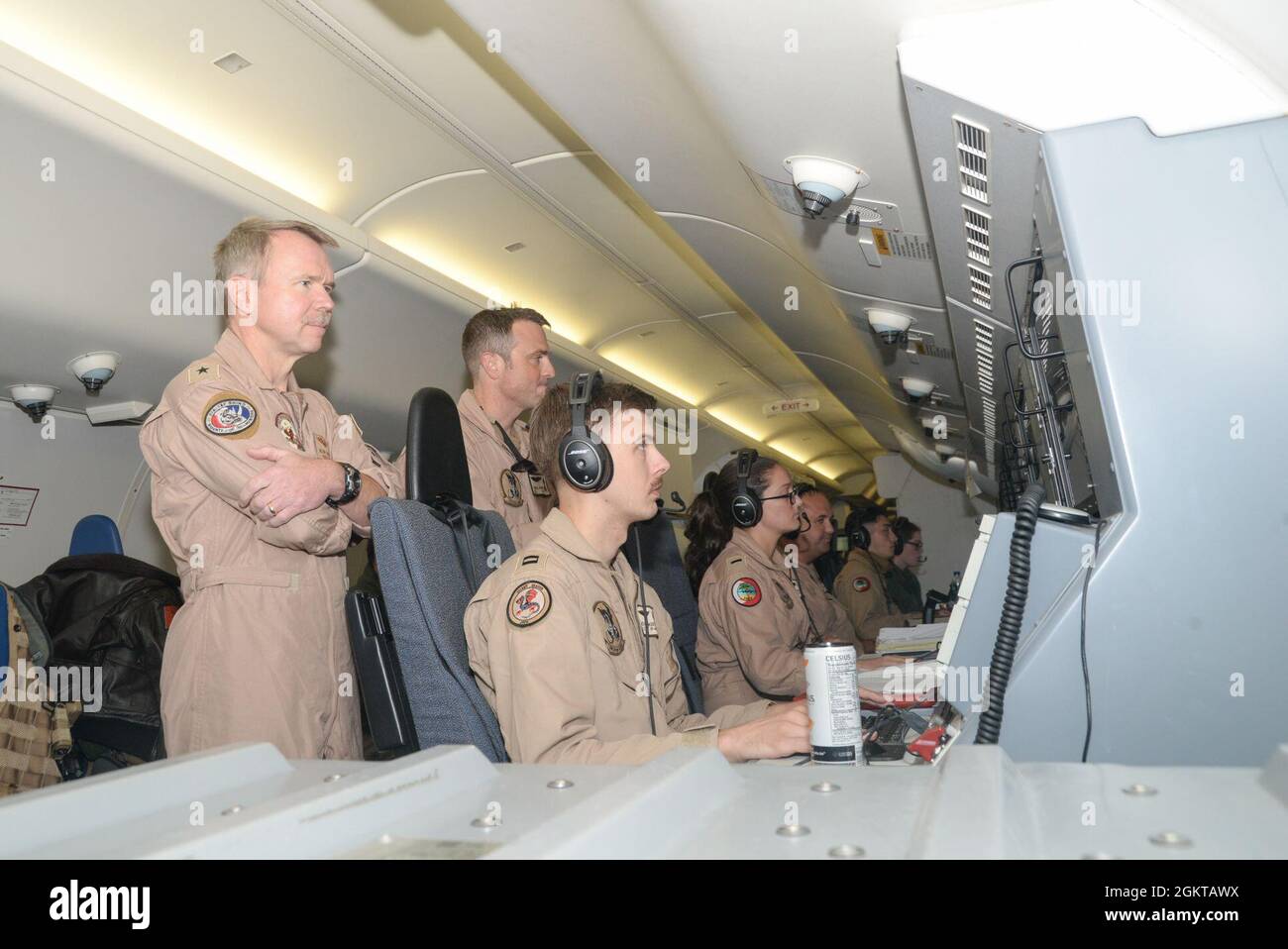 210627-N-IJ992-0096 U.S. 5th FLEET AREA OF OPERATIONS (June 27, 2021 ...