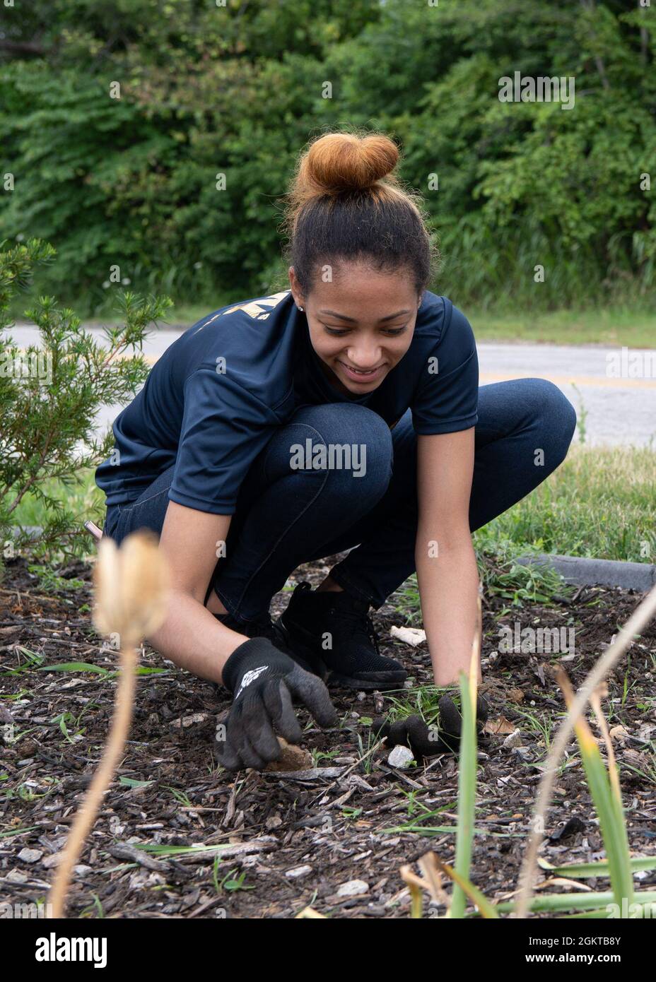 Operations Specialist 2nd Class Deja Marable, assigned to USS Harry S ...