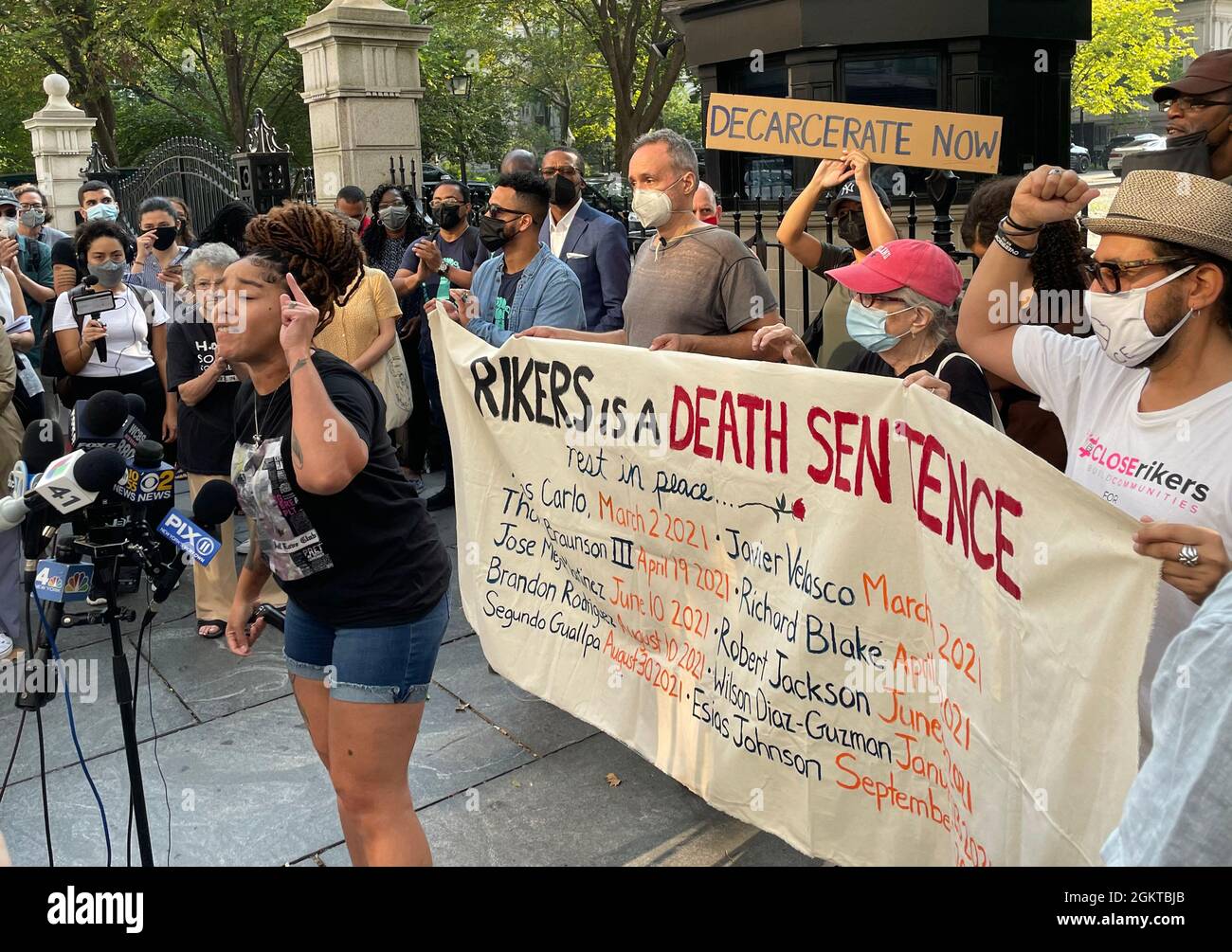 Rikers island hi-res stock photography and images - Alamy