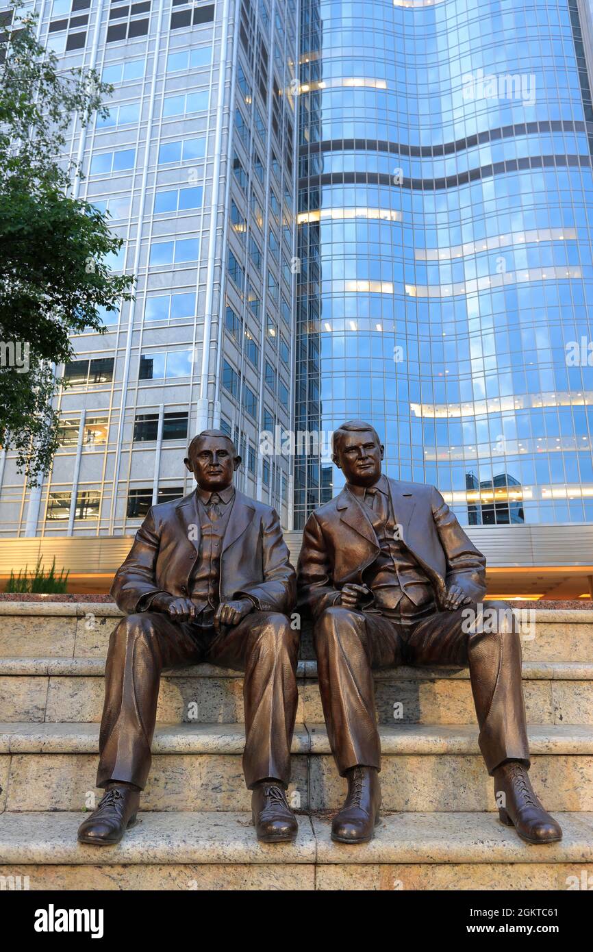 The night view of the statue of Dr.William Mayo and Charlie Mayo the ...