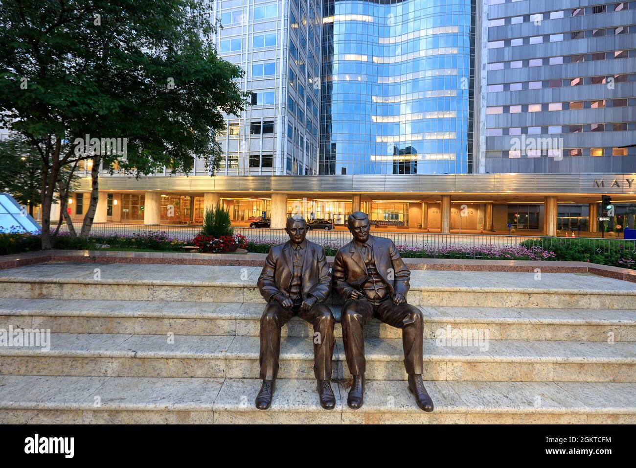 The night view of the statue of Dr.William Mayo and Charlie Mayo the ...