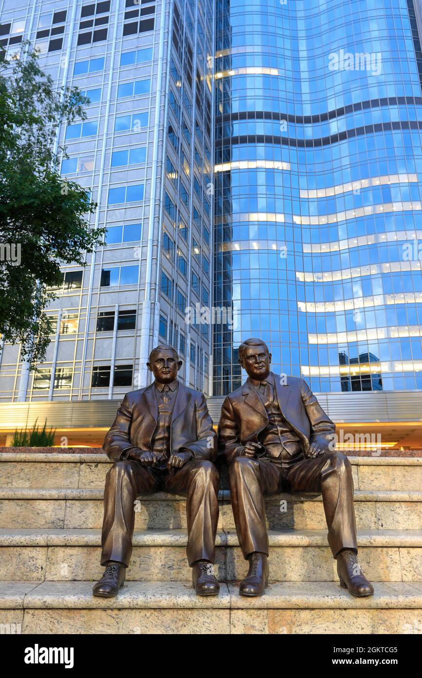 The night view of the statue of Dr.William Mayo and Charlie Mayo the ...