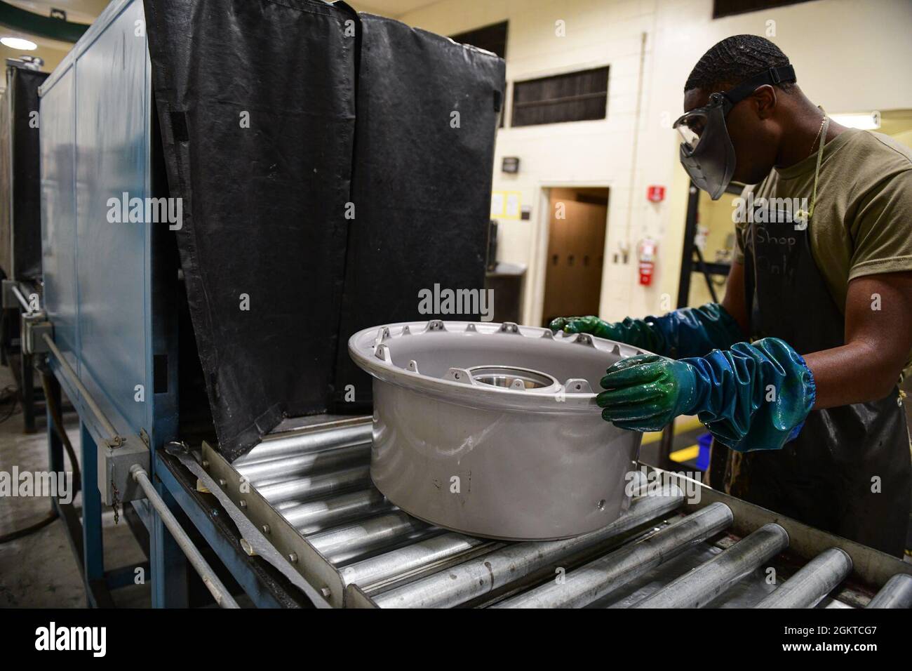 Hot air dryer hi-res stock photography and images - Alamy
