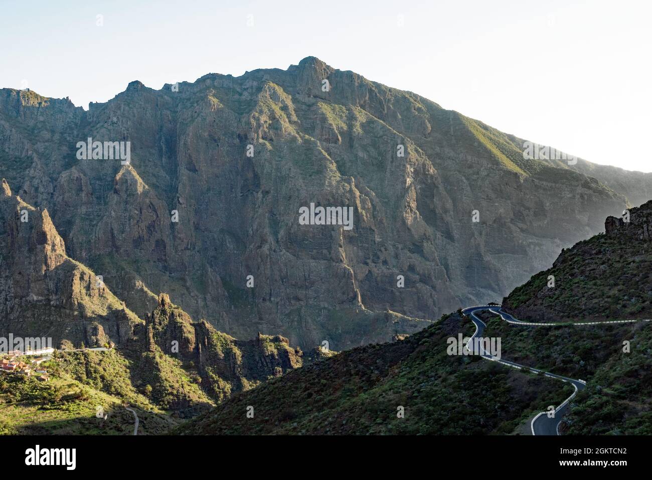 View from viewpoint Mirador de La Cruz de Hilda on famous Masca valley Stock Photo - Alamy