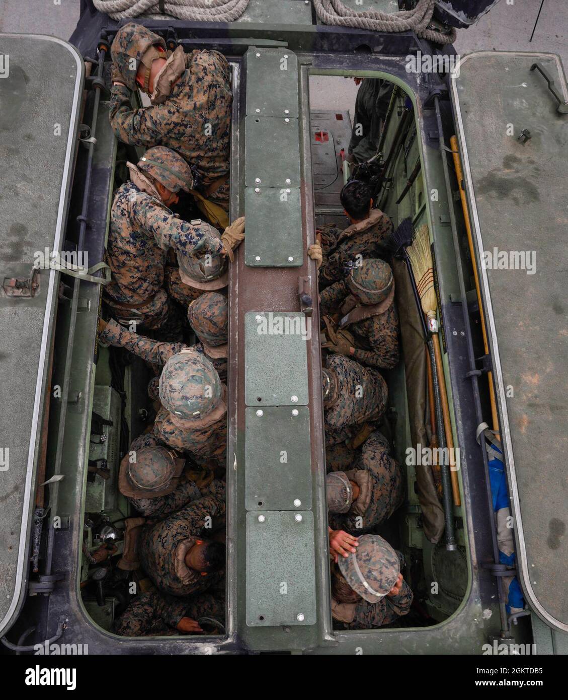 U.S. Marines with Co. A, 1st Battalion, 5th Marine Regiment, 1st Marine ...
