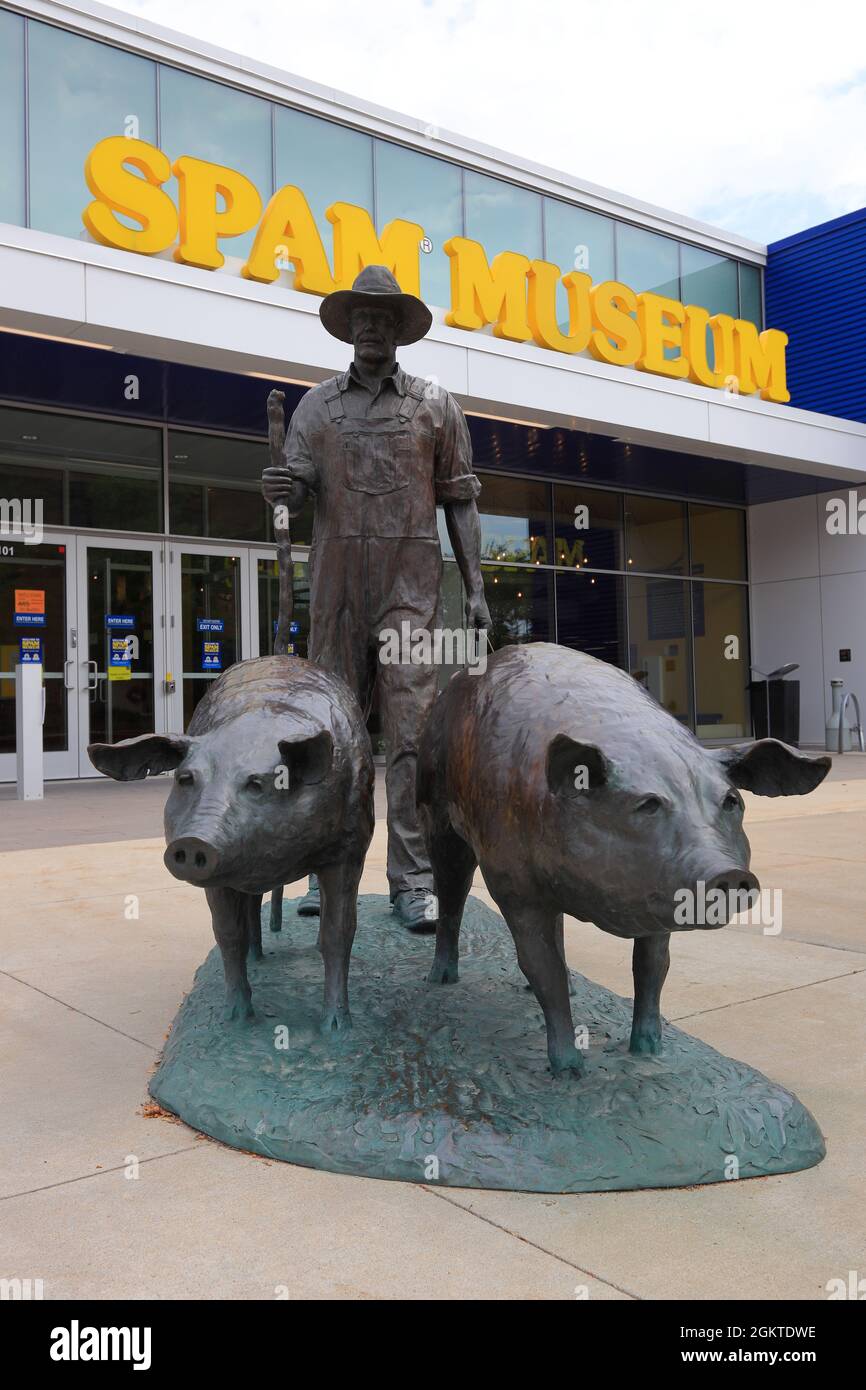 Spam Museum with farmer and pigs statue.Austin.Minnesota.USA Stock ...