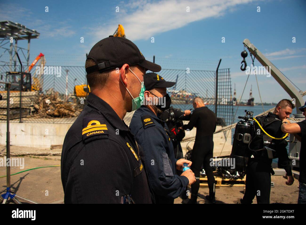 Royal canadian navy dive team hi-res stock photography and images - Alamy