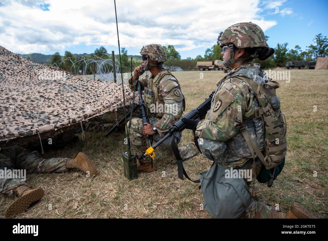 Soldiers with the 569 Quartermaster Company, 25th Division Sustainment ...