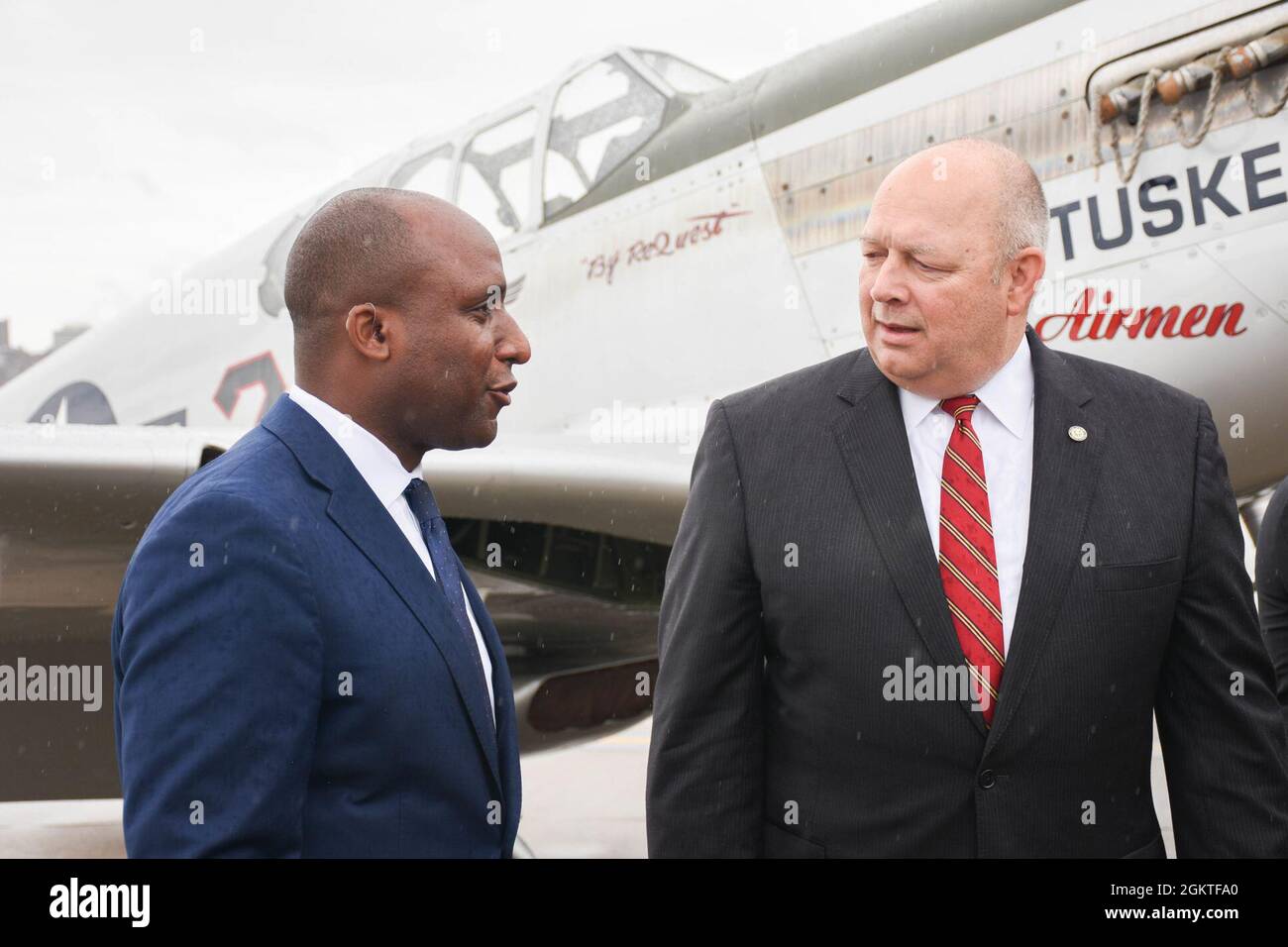 Charles b wheeler downtown airport hi-res stock photography and images ...