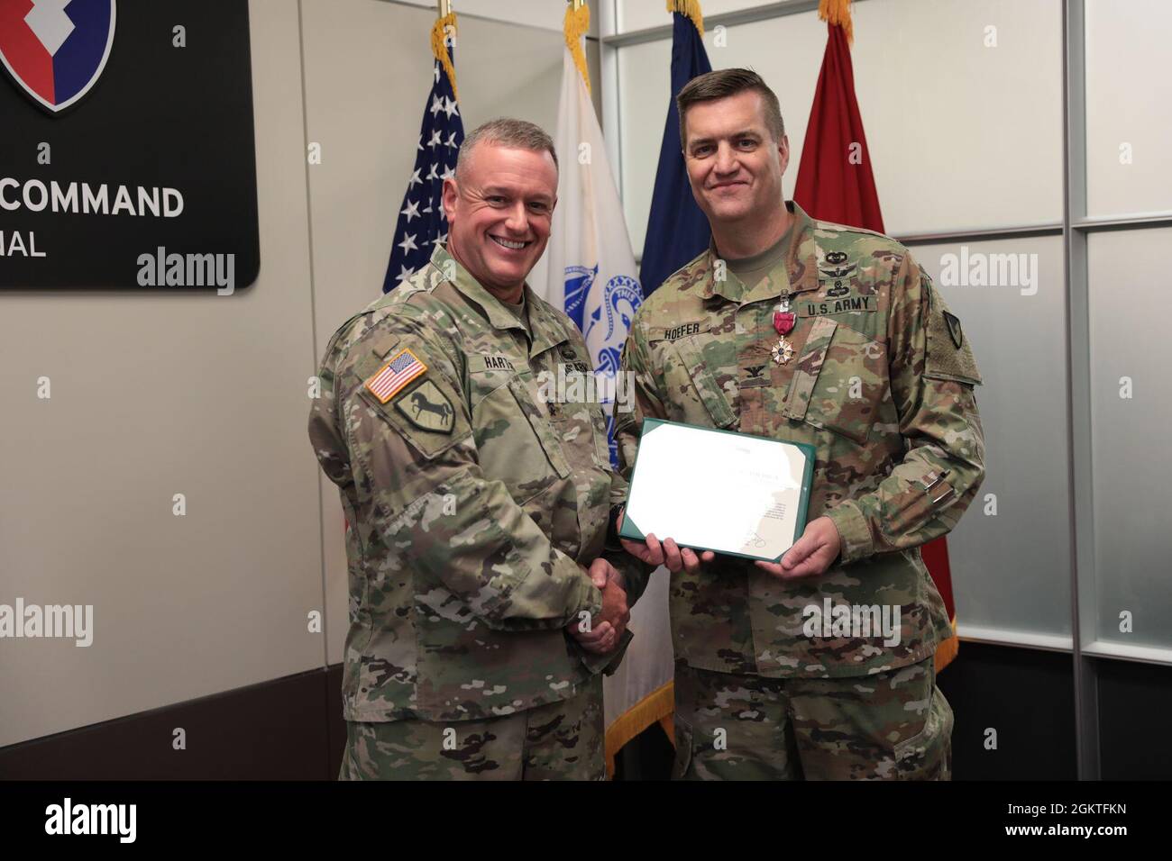 Army Materiel Command Chief of Staff Maj. Gen. Bob Harter presents AMC ...