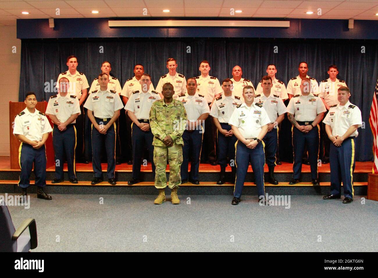 U.S. Army Soldiers of Advance Leaders Course Cycle 05-21 gather ...