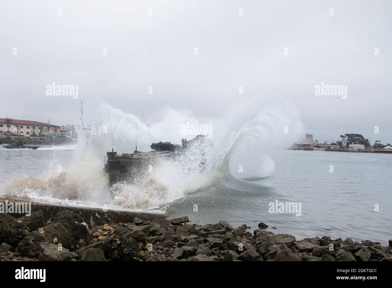 U.S. Marines with 3d Assault Amphibian Battalion, 1st Marine Division ...