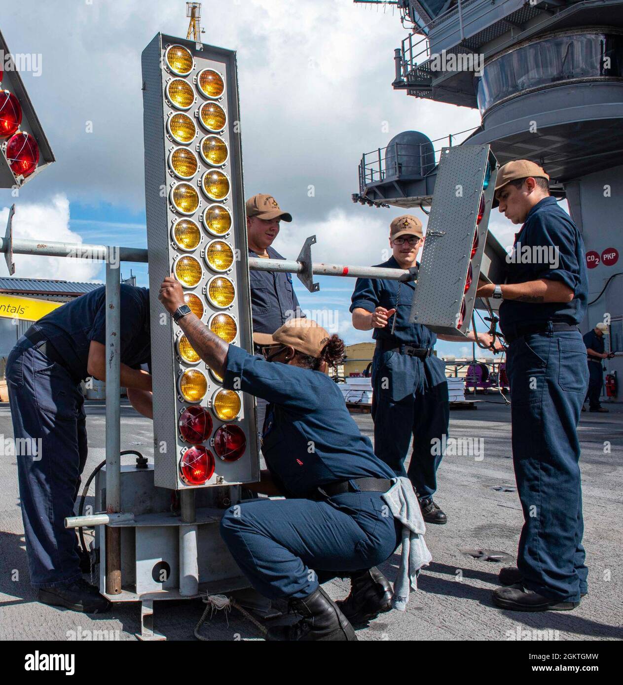 210629-N-SY758-1017 PORTSMOUTH, Va. (June 29, 2021) Sailors begin ...
