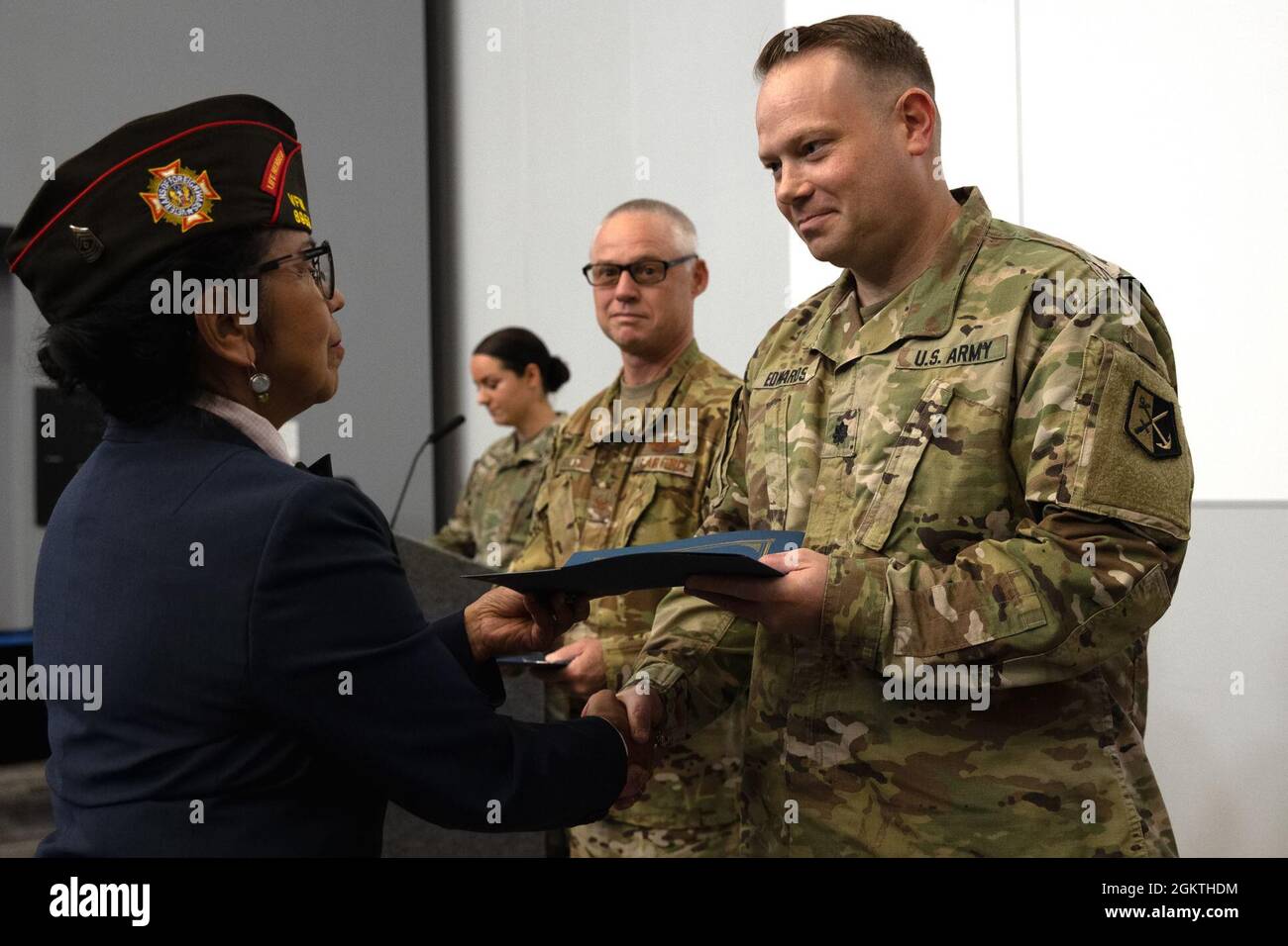 Matthew vasquez hi-res stock photography and images - Alamy