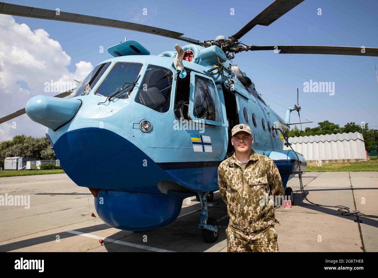 210630-N-BM428-0587 MYKOLAIV MILITARY AIRBASE, Ukraine (June 30, 2021 ...