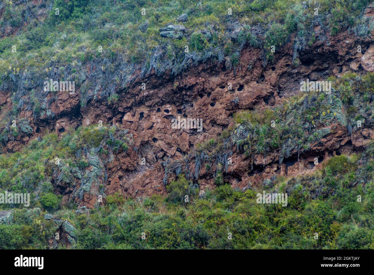 Plundered tomb hi-res stock photography and images - Alamy