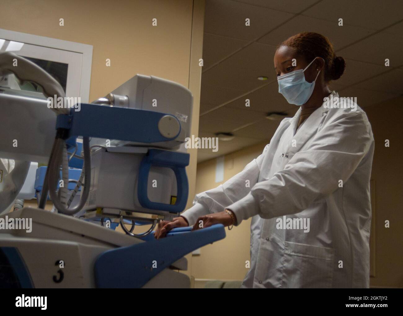 210630-N-XZ205-1008 SAN DIEGO (June 30, 2021) Hospitalman Hayley Paul ...
