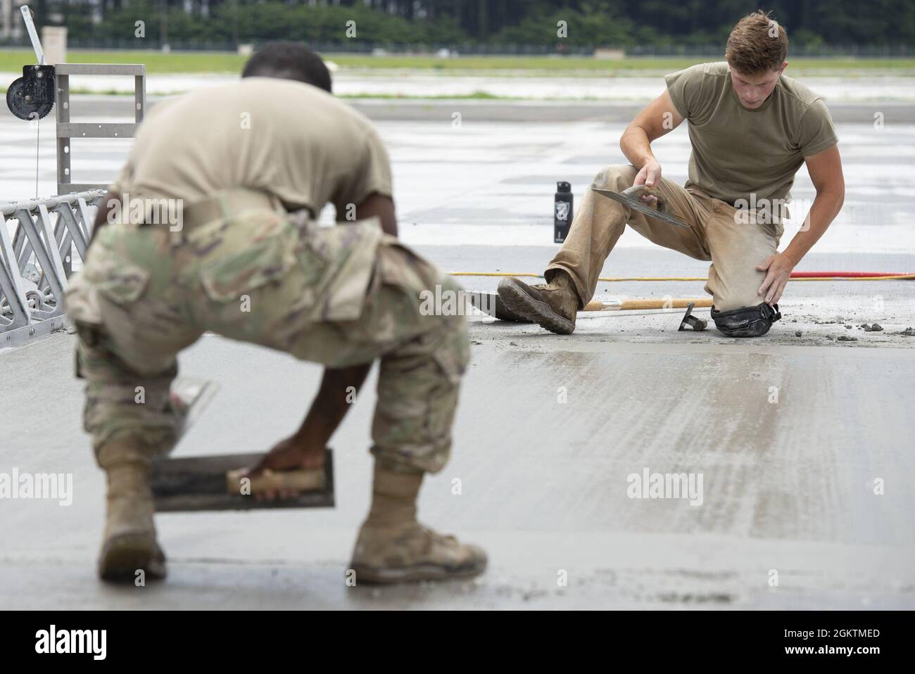 823rd red horse hi-res stock photography and images - Alamy