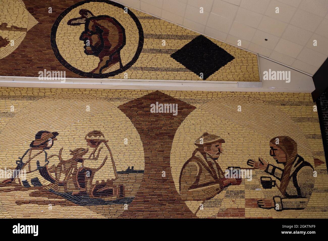 The details of mural and designs made by corns decorating the interior ...