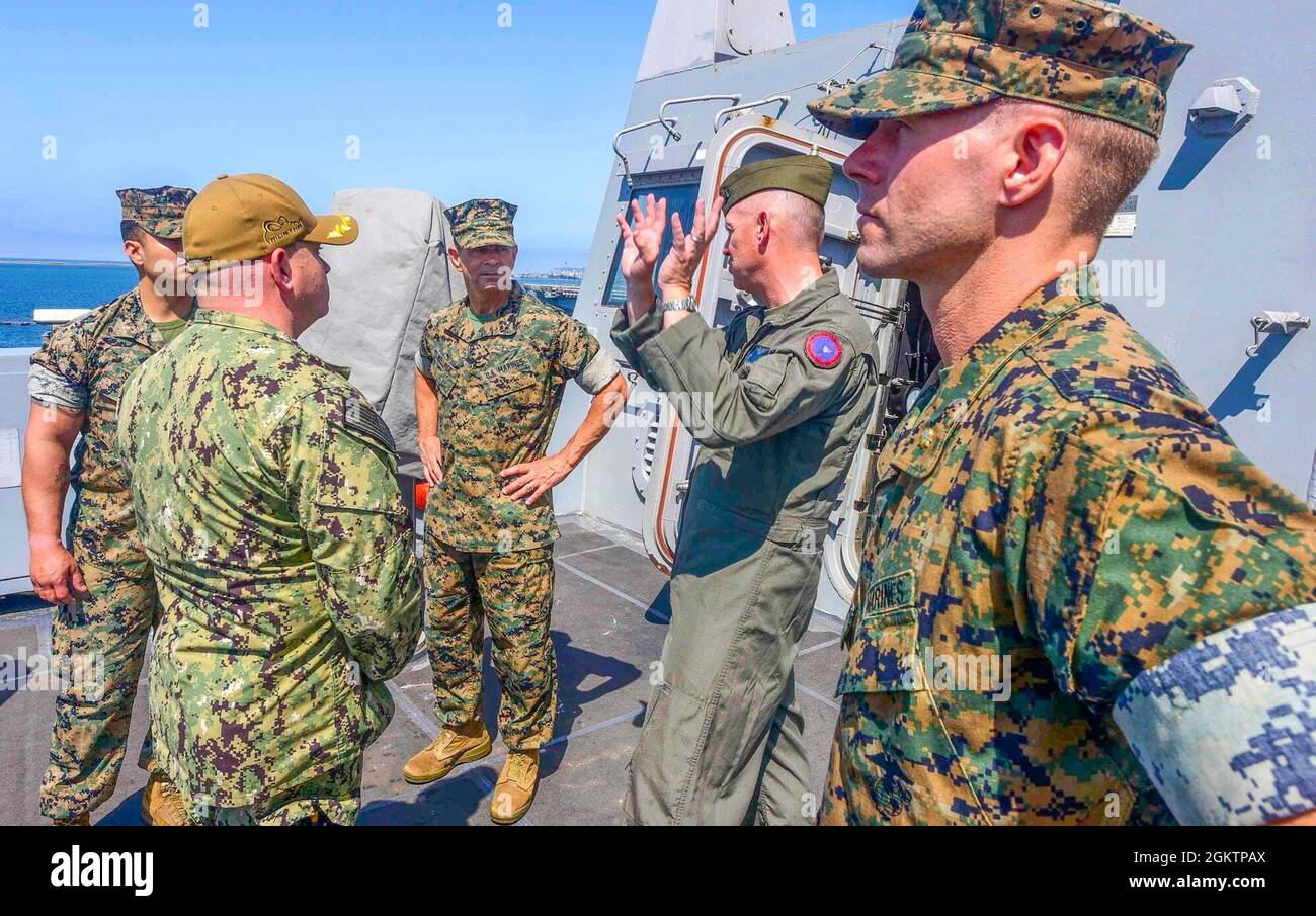 210701-N-MT581-1061 PACIFIC OCEAN (July 1, 2021) Col. William Hooper ...