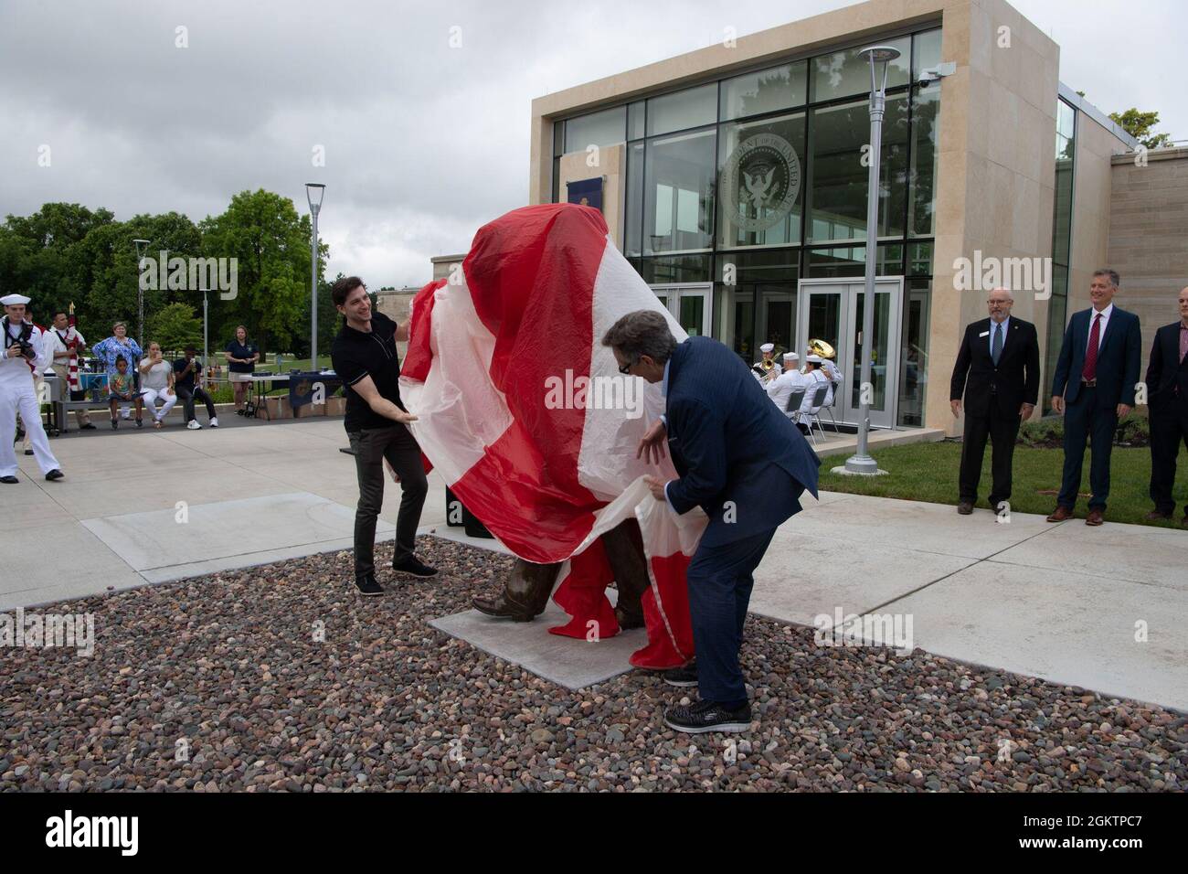 Harry S. Truman’s great-grandson Wesley Daniel, left, and grandson ...