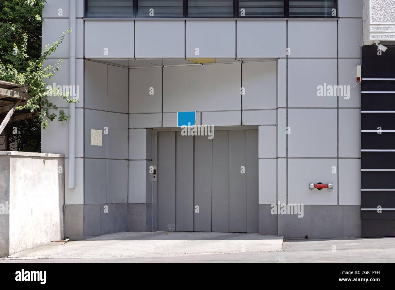 Elevator Lift to Underground Garage in Building Stock Photo - Alamy