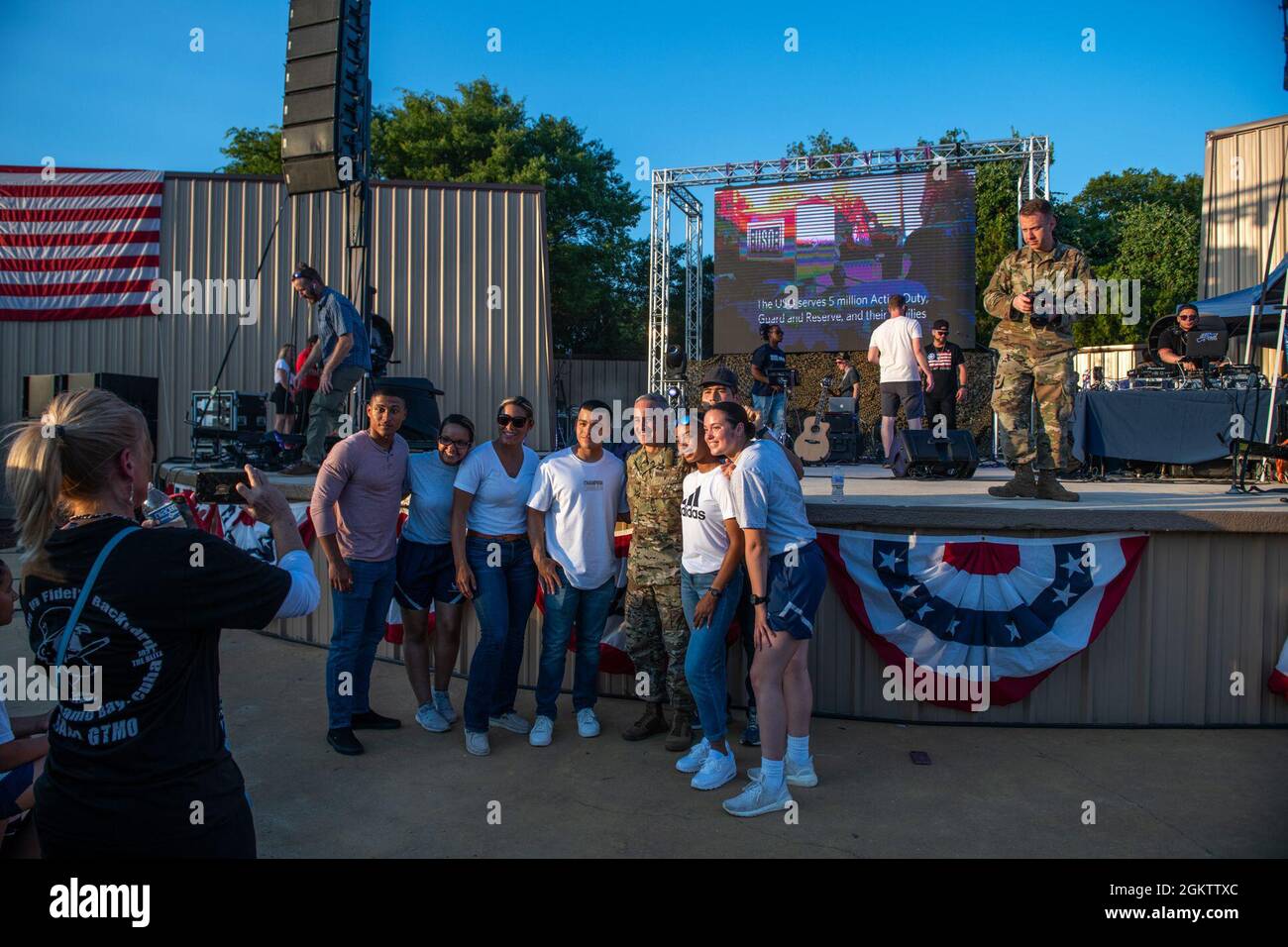 SEAC Ramón "CZ" Colón-López (center), the Senior Enlisted Advisor to ...