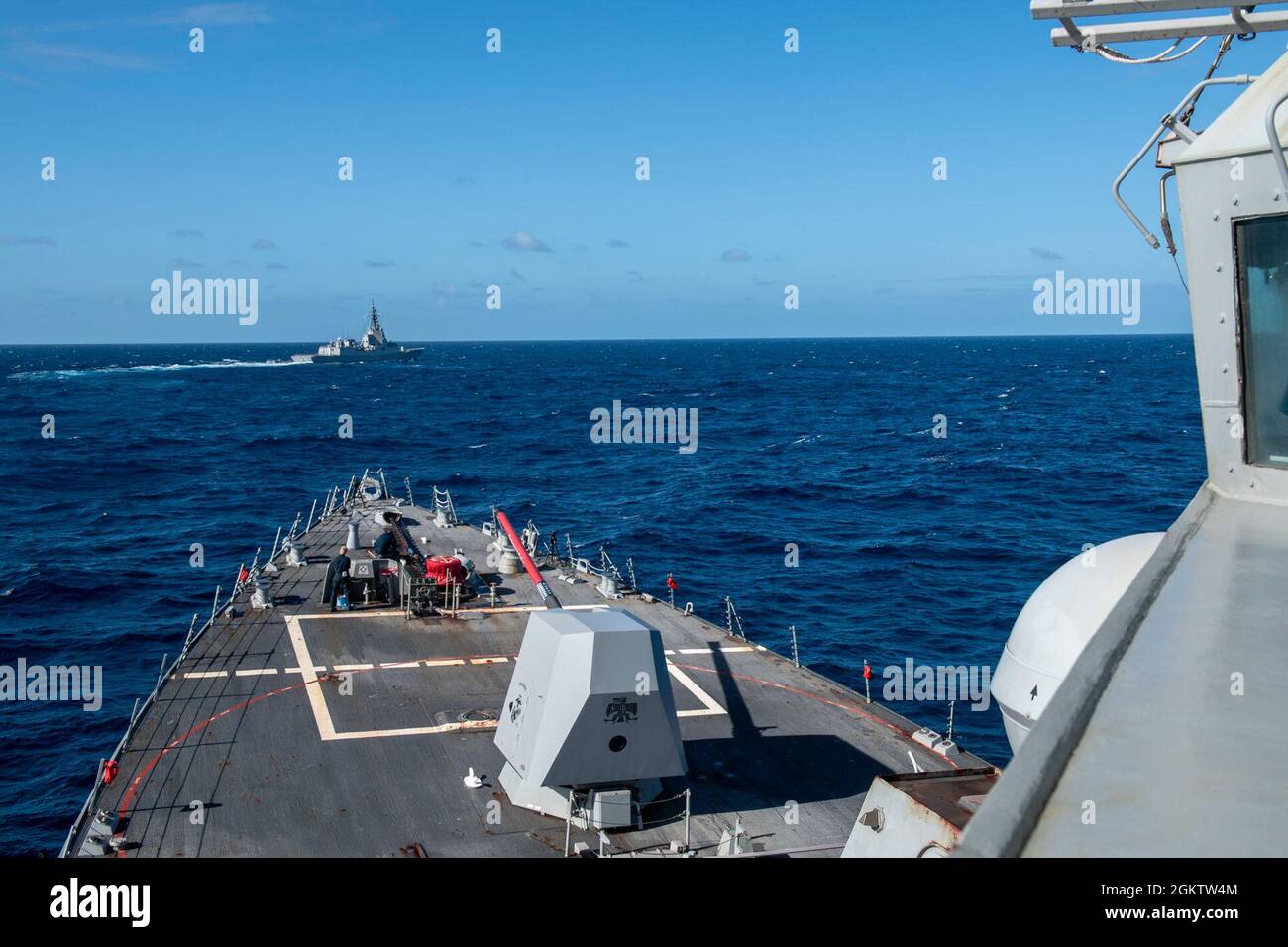 210701-N-HG846-1011 CORAL SEA (July 1, 2021) – Arleigh Burke-class ...