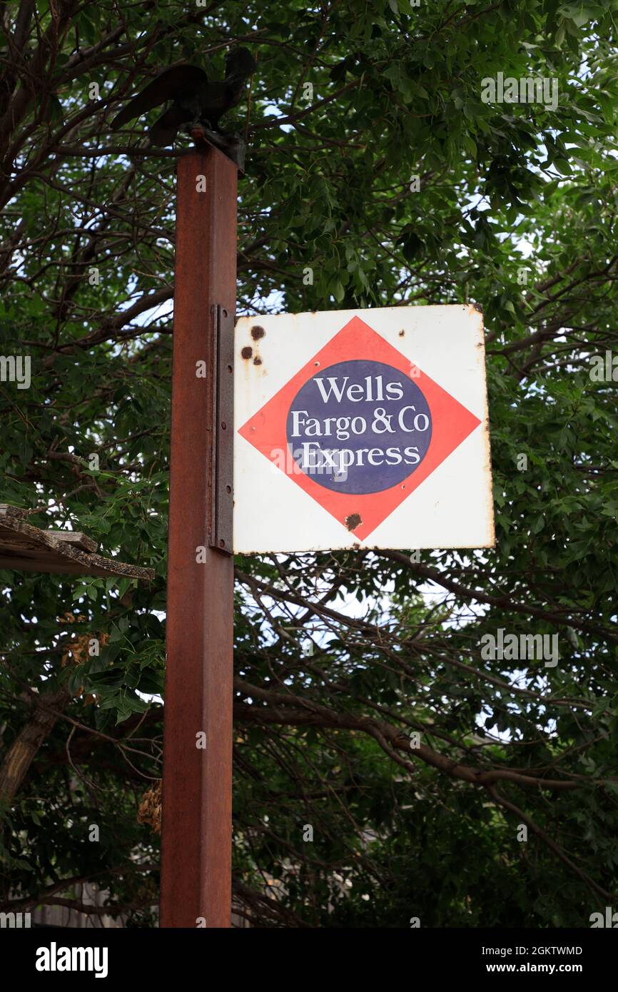 Wells Fargo Express High Resolution Stock Photography and Images - Alamy