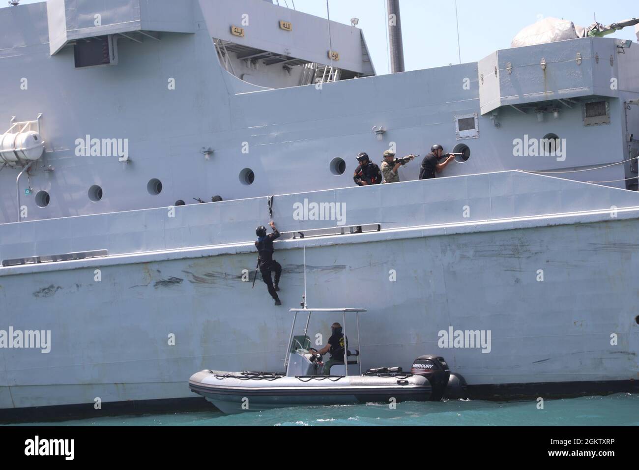 U.S. and Moroccan special operations forces conduct Joint Combined ...