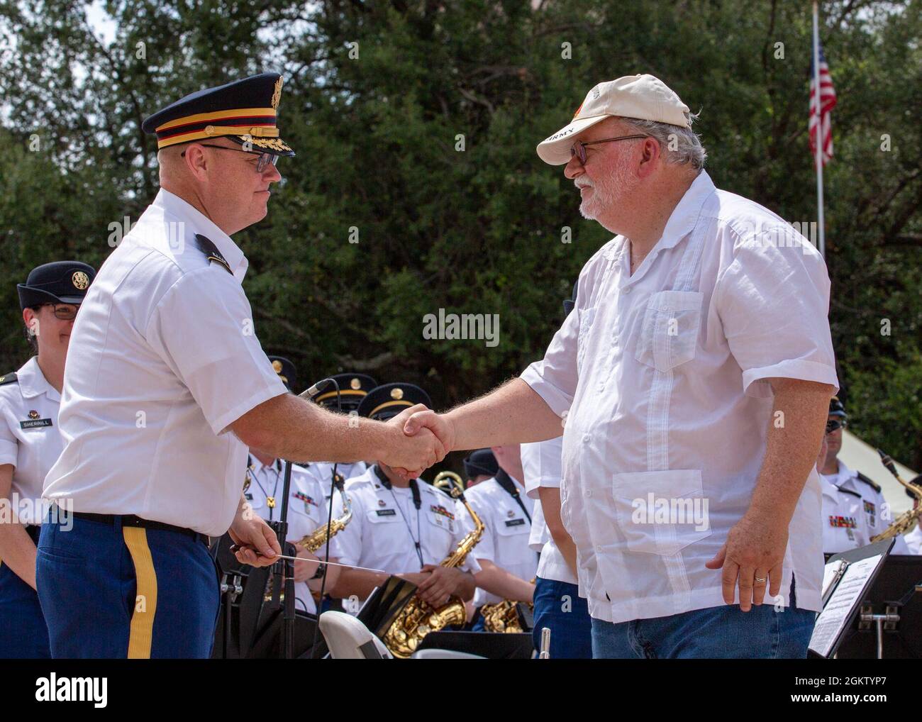 Chief Warrant Officer 4 Jared DeLaney, commander and bandmaster of ...