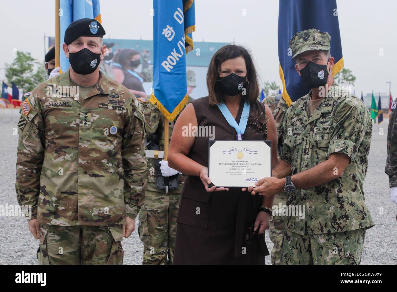 General Robert B. "Abe" Abrams (left) and Adm. John C. Aquilino ...