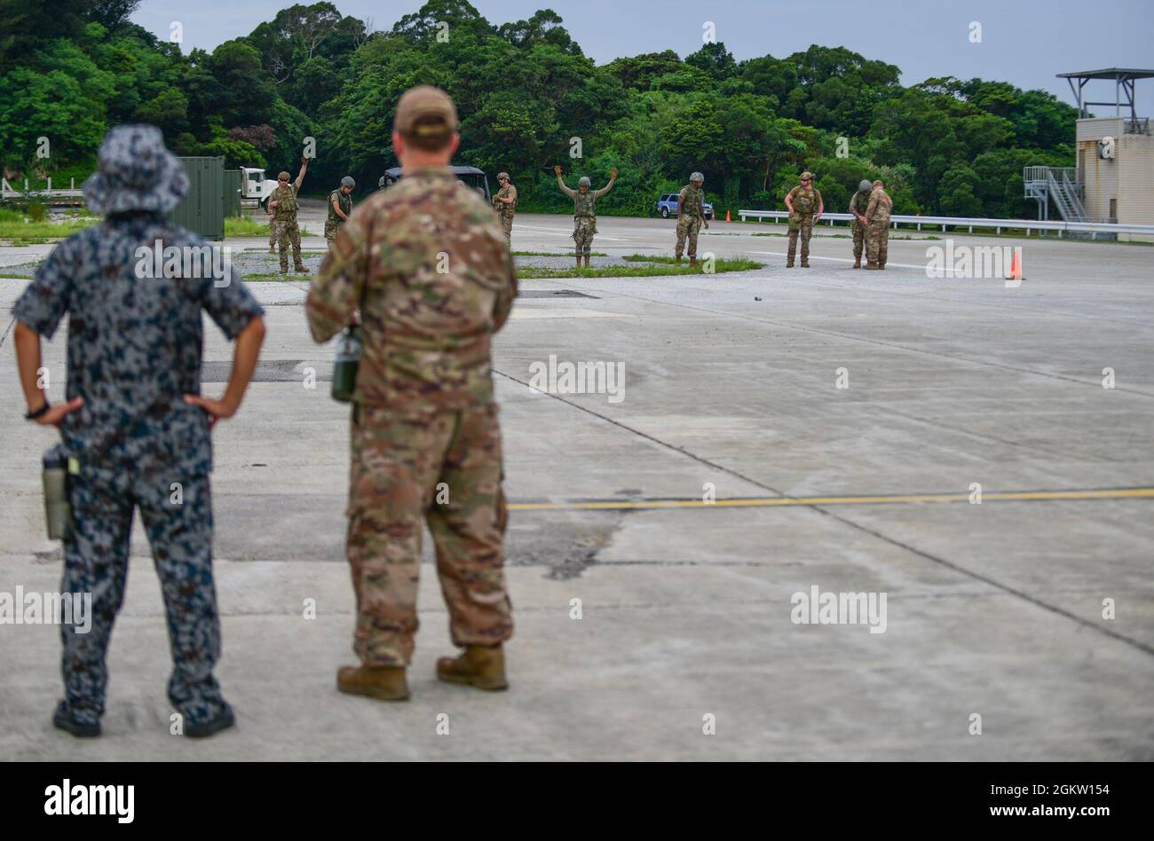 U.S. Air Force Master Sgt. Matthew Leatherman, 18th Civil Engineer ...