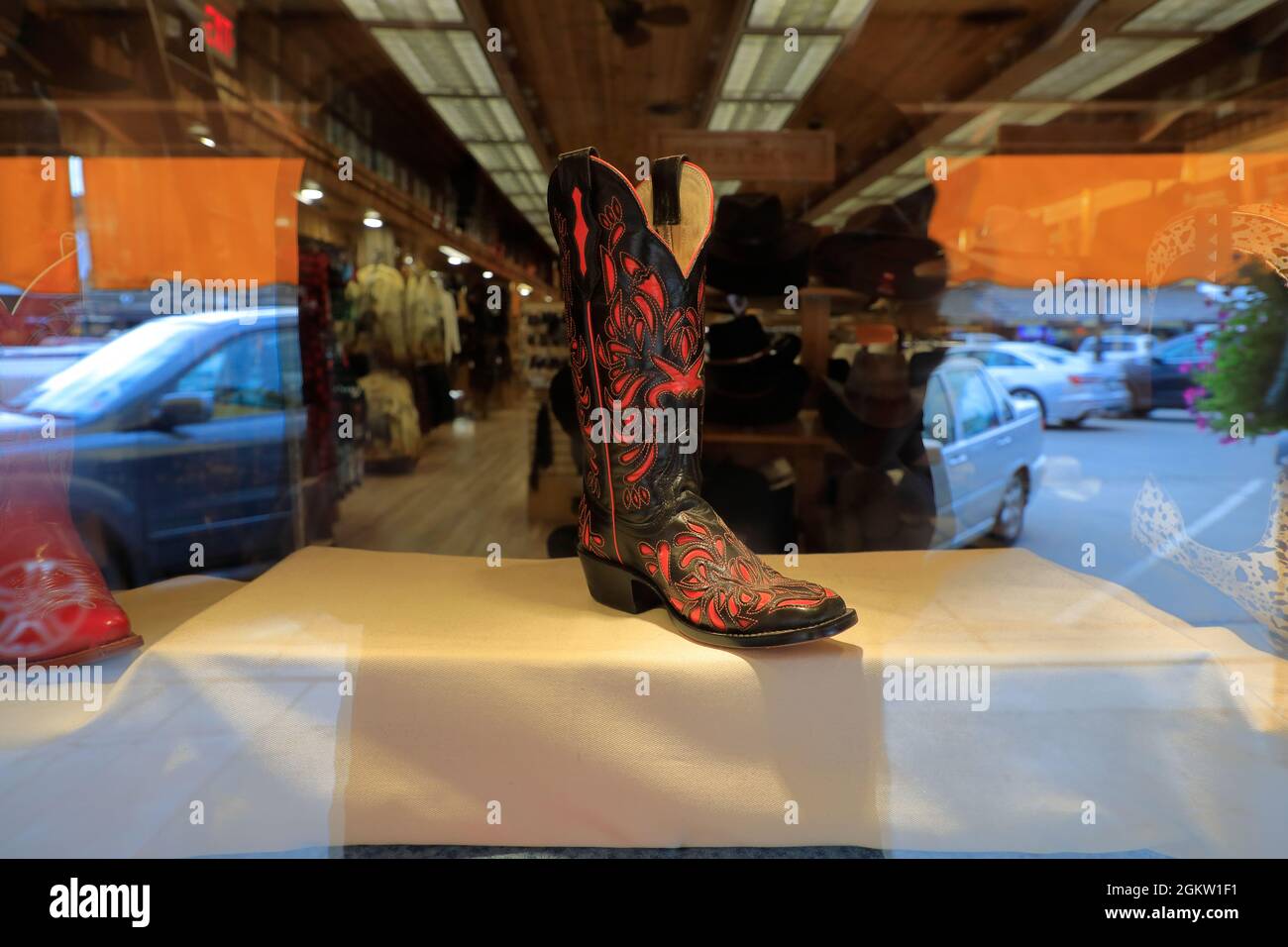 Cowboy boot display in the window of Wall Drug Store.Wall.South Dakota ...