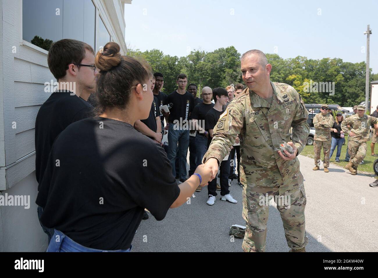 Brig. Gen. Ernest Litynski, Commanding General, 85th U.S. Army Reserve ...