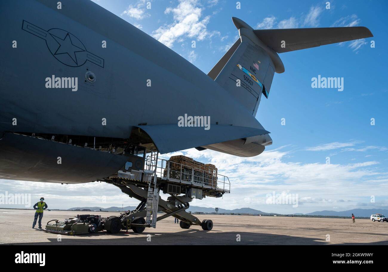 Raaf base townsville hi-res stock photography and images - Alamy
