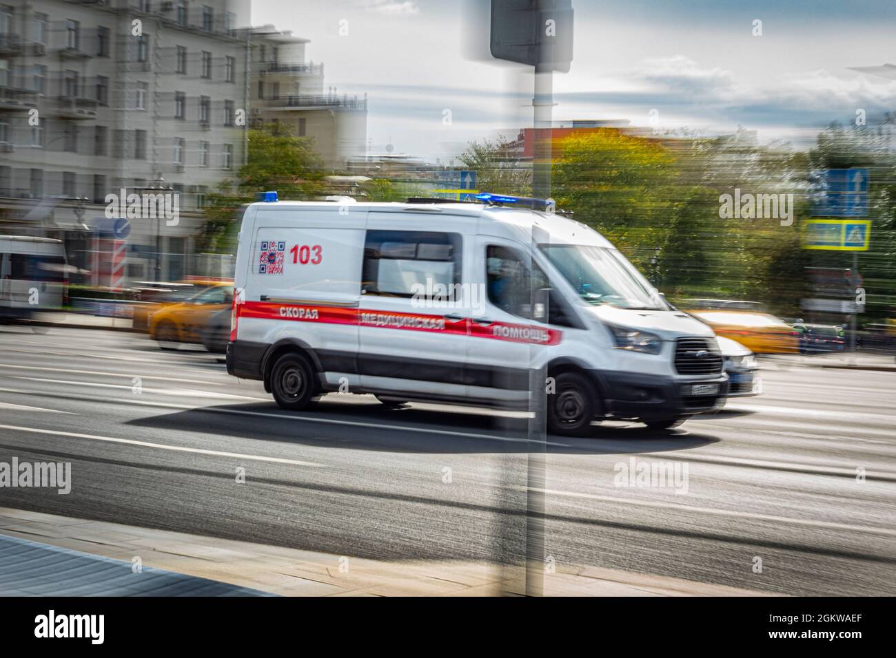 Russia, Moscow. An ambulance car Stock Photo - Alamy