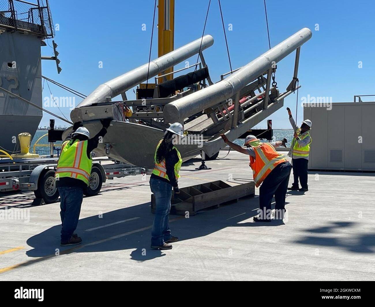 Rigger supervisor Vincent Wilson and Crew Catching UUV Sled Stock Photo ...