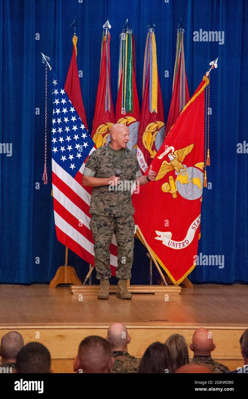 Deputy Commandant, Installations and Logistics, Lieutenant General ...