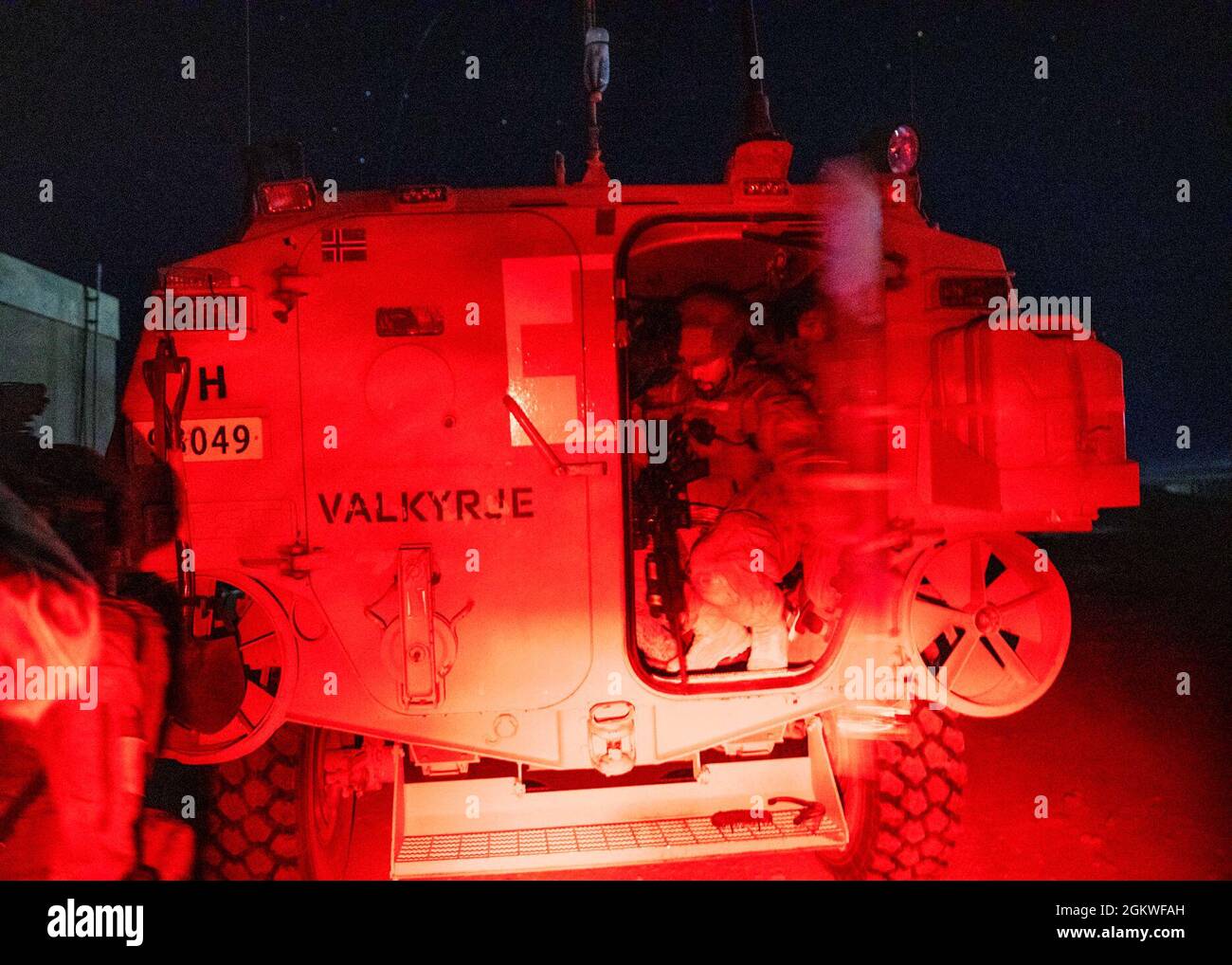 Norwegian Soldiers from Task Force Viking, medevac a simulated casualty ...