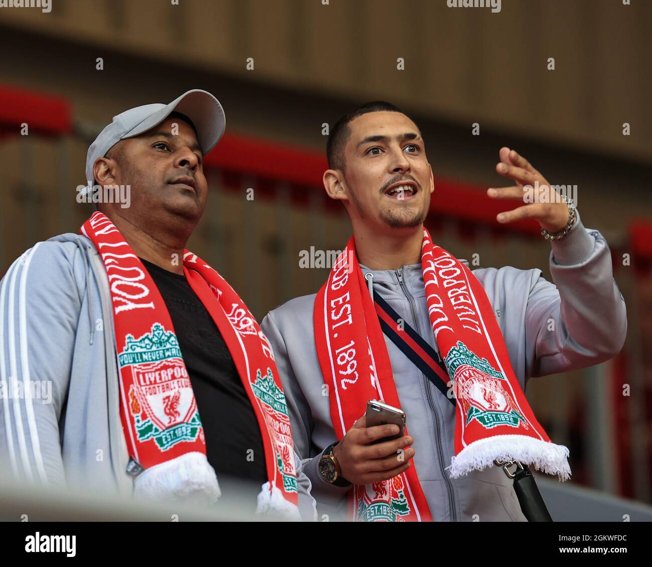 Liverpool fans take hi-res stock photography and images - Alamy